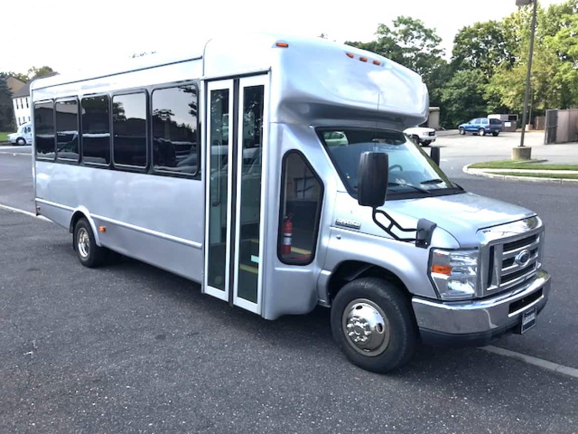 Corporate Shuttle NYC | Corporate Express Inc