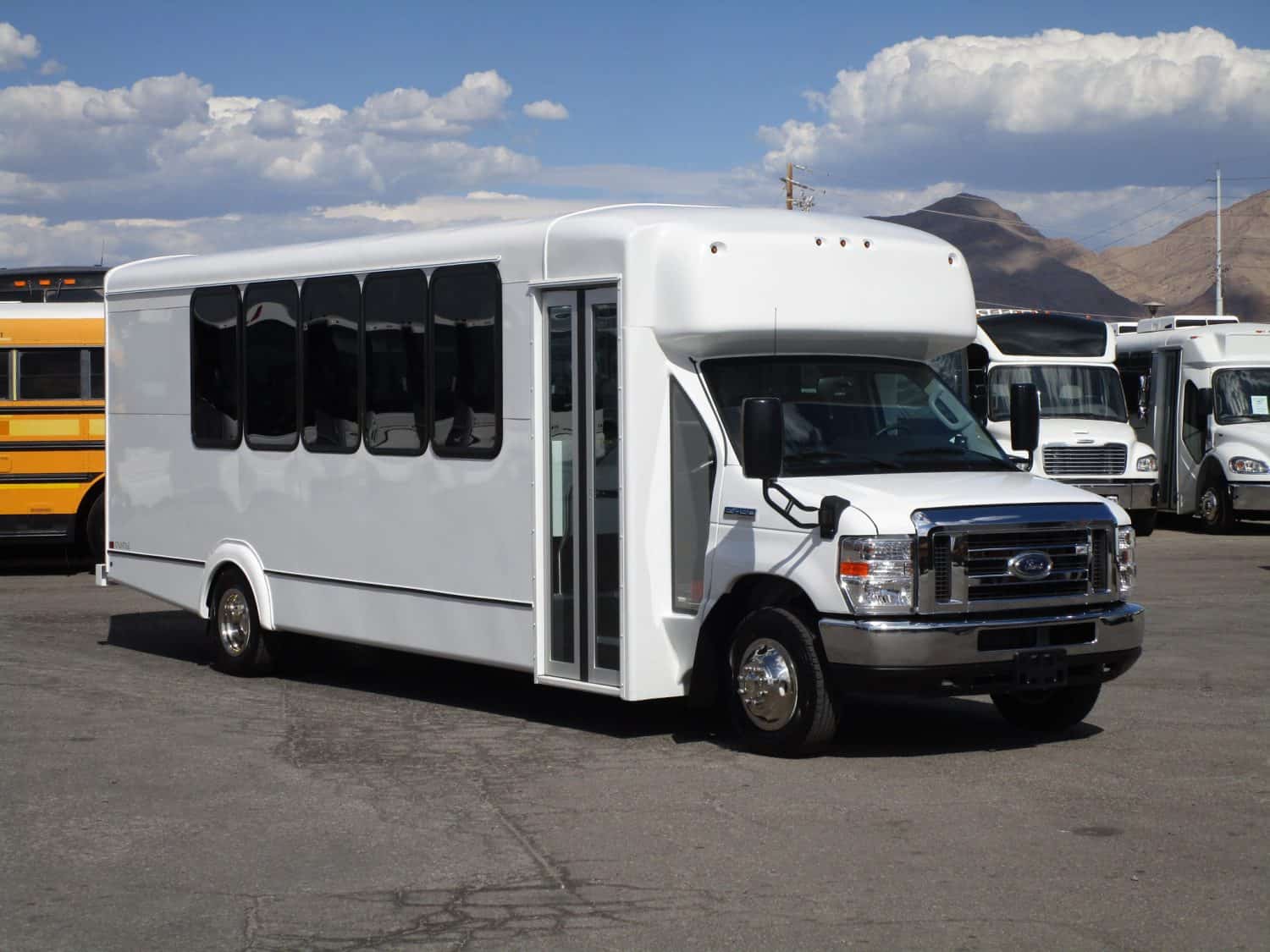 Corporate Shuttle Service Queens | Corporate Express Inc