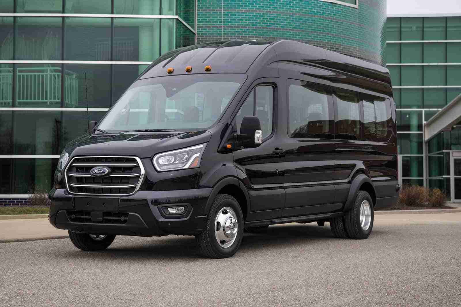 Passenger Van New York | Corporate Express Inc